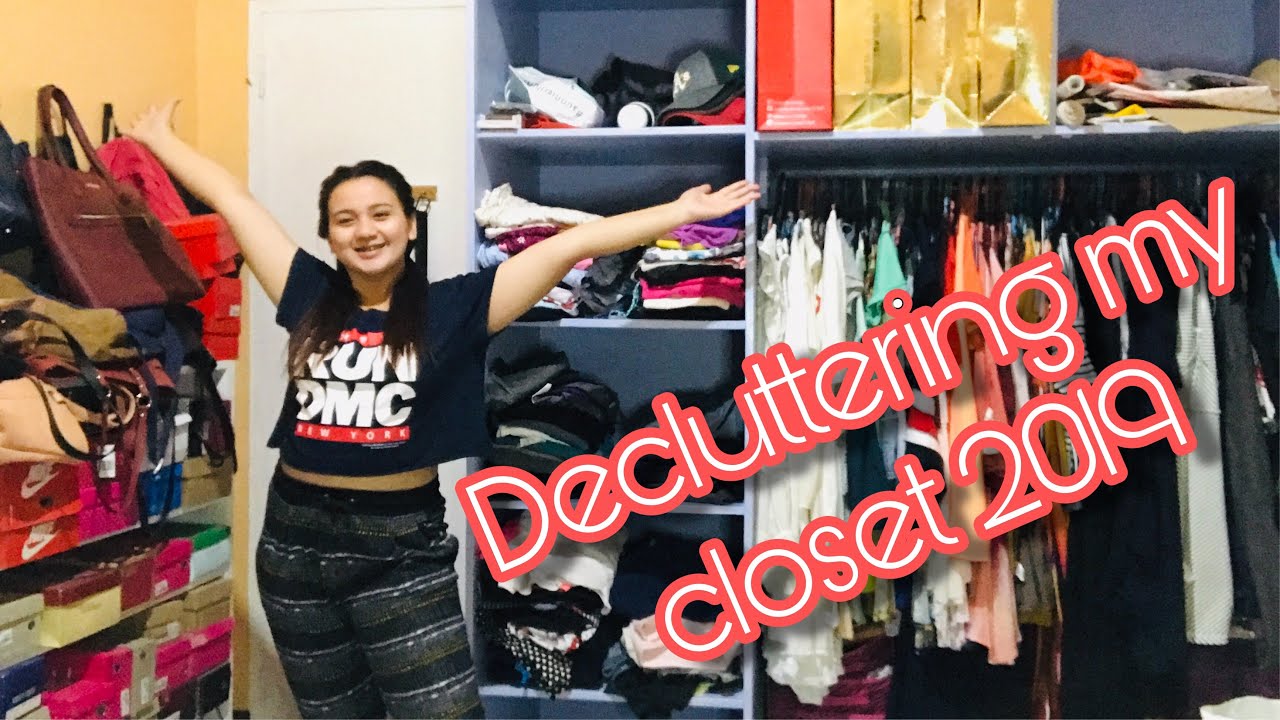 Clothes Decluttering 2019 || Goodbye Clothes - YouTube