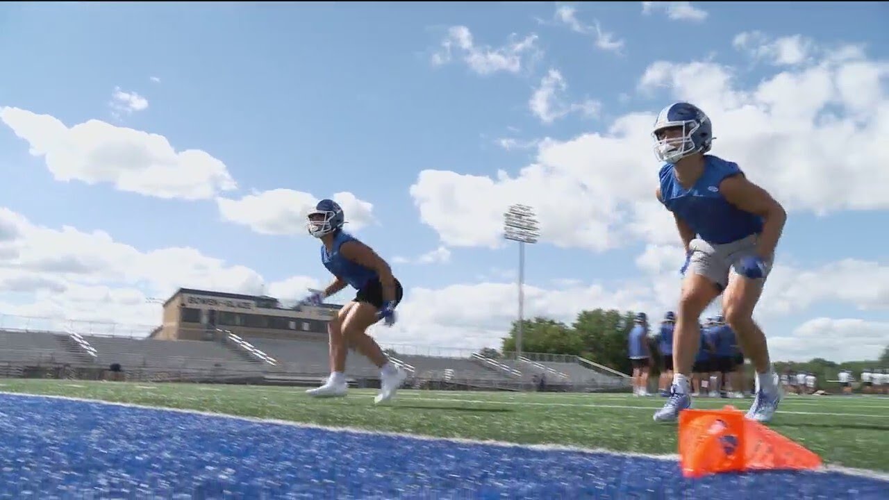 Washburn Rural brothers both commit to Ichabod football - YouTube