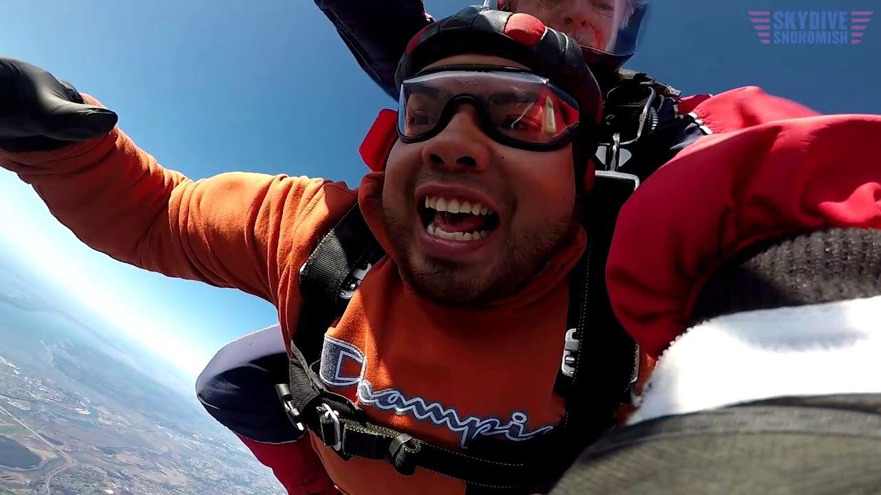 Jesus Perez's Tandem skydive! - YouTube
