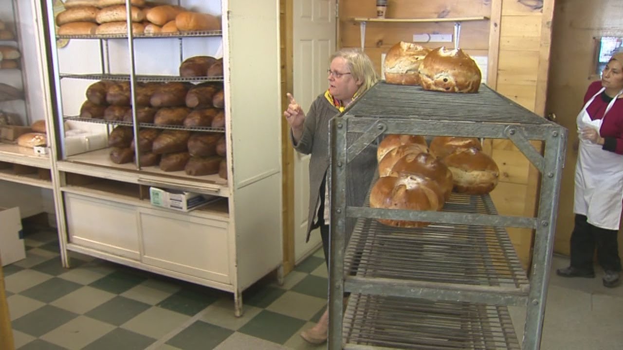Colchester bakery busy making babka - YouTube