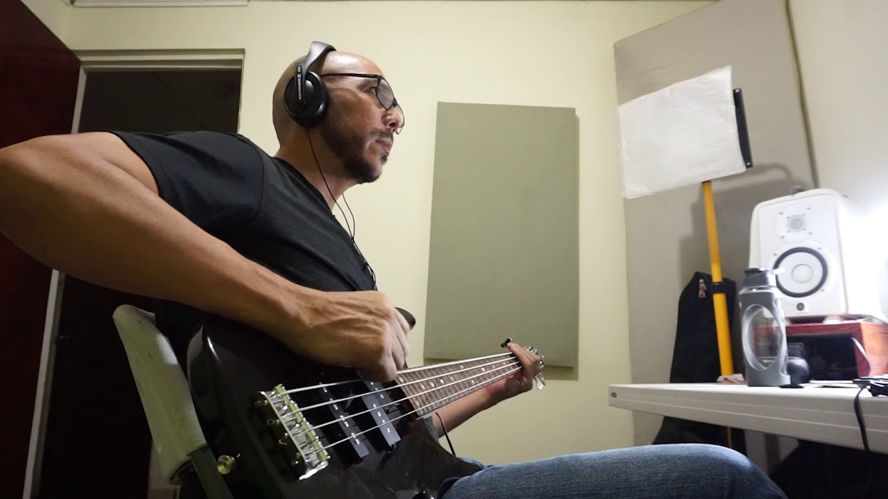 Nolly Periphery Bass Tone (Periphery - Absolomb) - YouTube