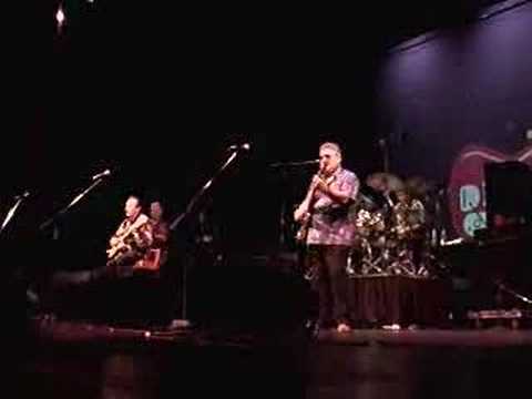 Apache: The Ventures Chicago concert 5/17/08 - YouTube