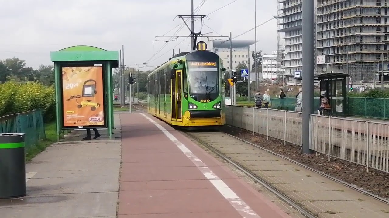 Linia 11 Rondo Starołęka. - YouTube