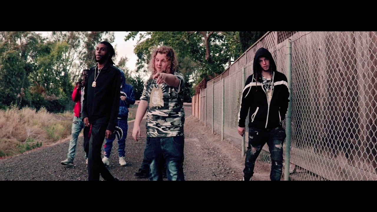 Helllooo!!! by Mr.Helllooo!!! ft jujugotmunchies prod.ITILDG - YouTube