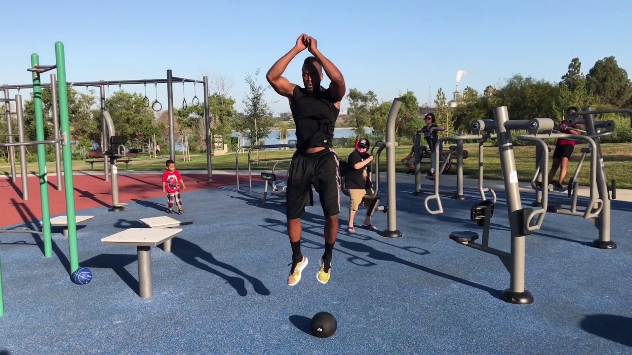 VERTICAL JUMP WORKOUT WITHOUT WEIGHTS by Young Hollywood - YouTube
