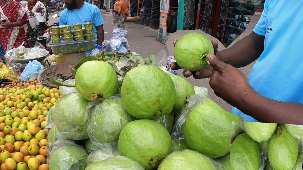 Tasty Masala Guava Pyara Mouth watering famous street food at Mirpur Bd ...