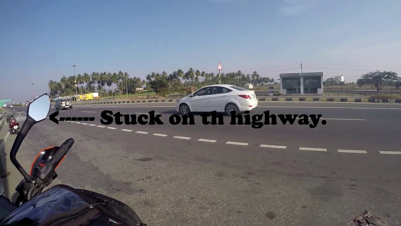 Biker helping stranded stranger on a highway - INDIA - YouTube