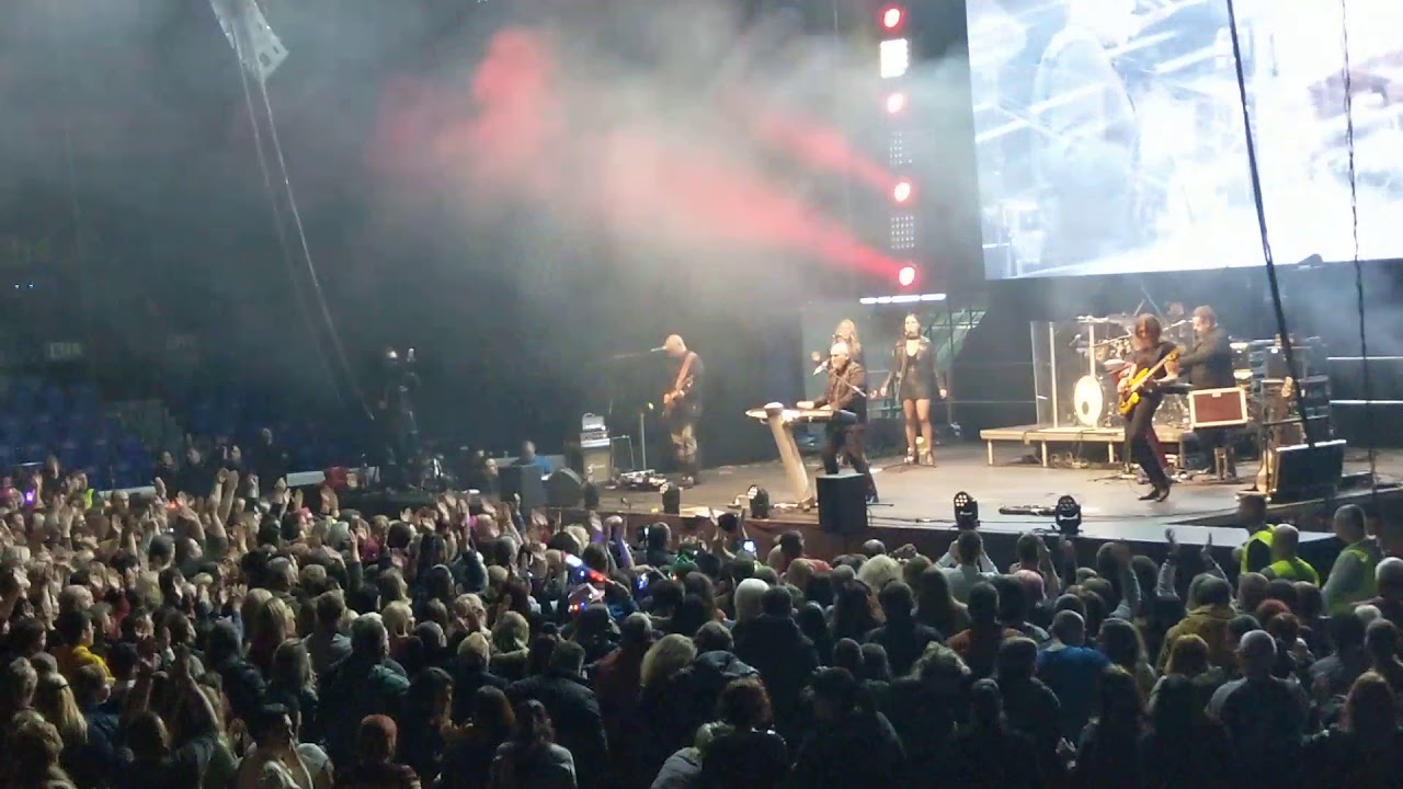 Michal David Mejdan roku Christmas Tour - My máme prima rodiče (Steel ...