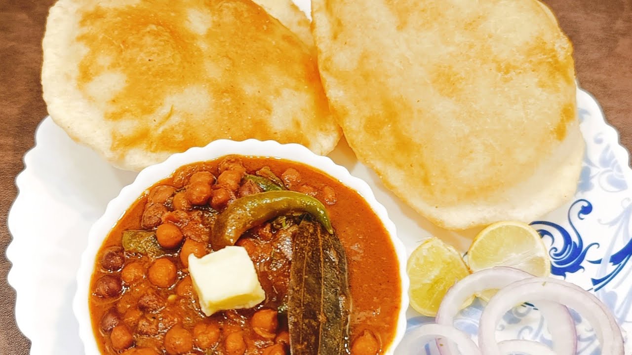 How to make Delicious Chole Bhature at home|Street food very easy to ...
