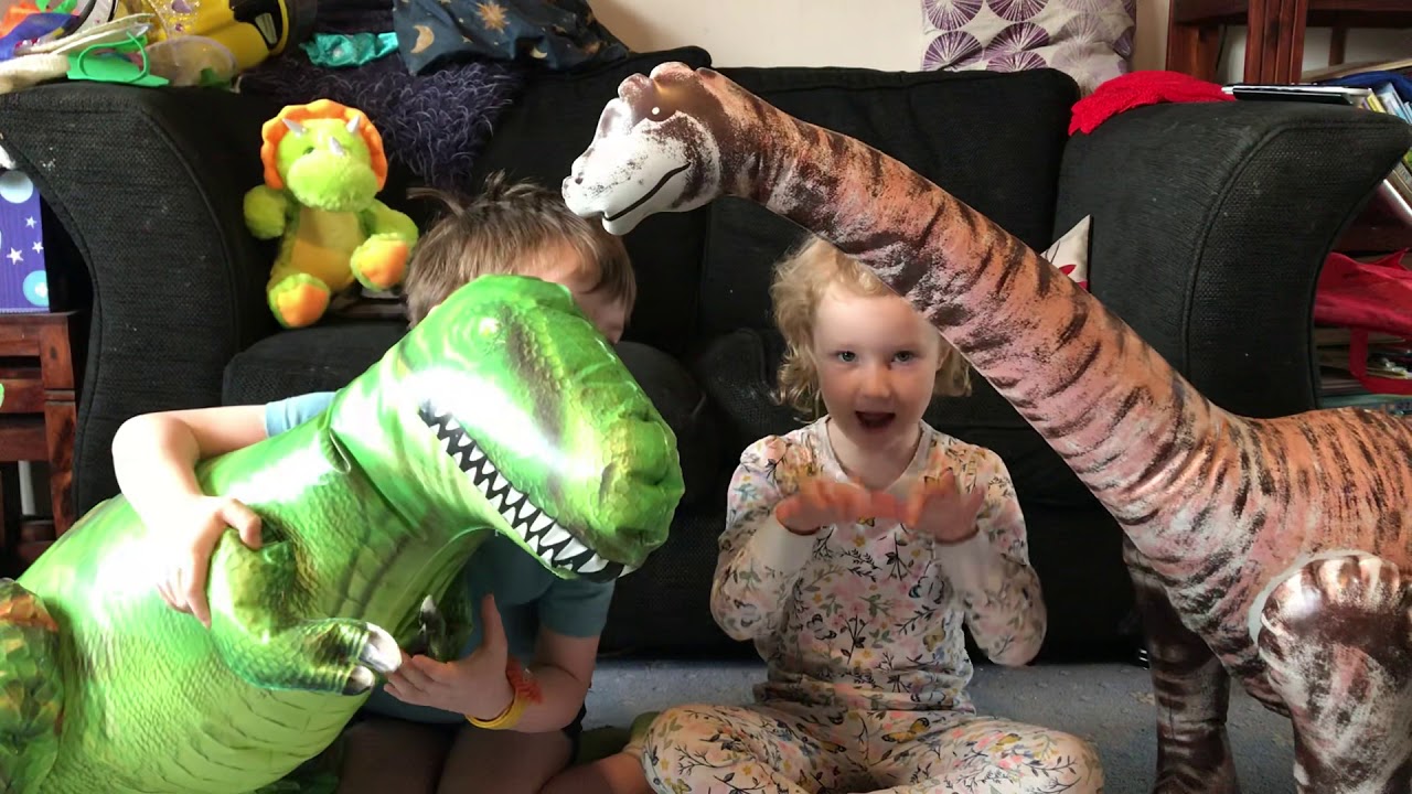 Makaton for dinosaur - YouTube
