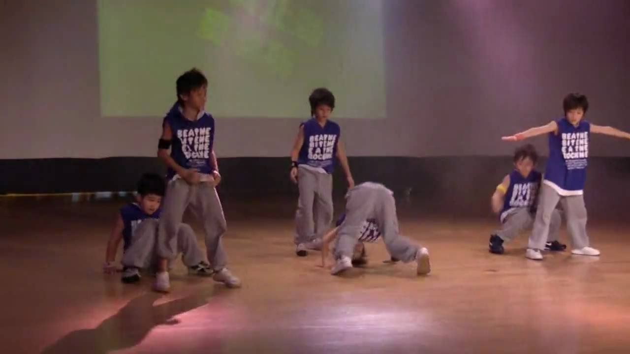 Funky child 兒童街舞大賽 第一屆 - A-8 永舞止勁 麥樂斯 - YouTube