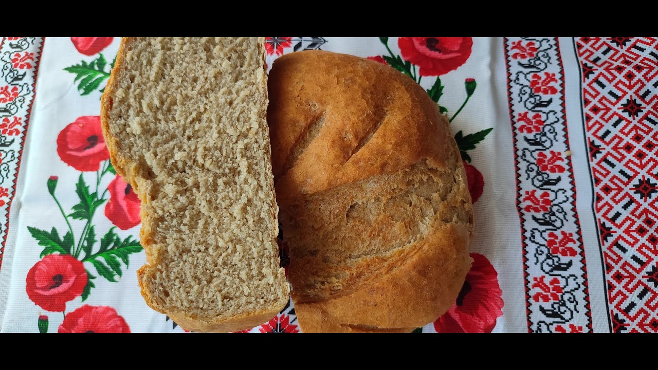 Paine din faina de grau si faina de secara (bread made from wheat flour ...