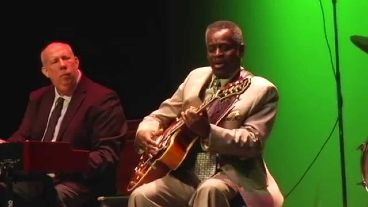 Teddy Royal at Mainstage Center for the arts - YouTube