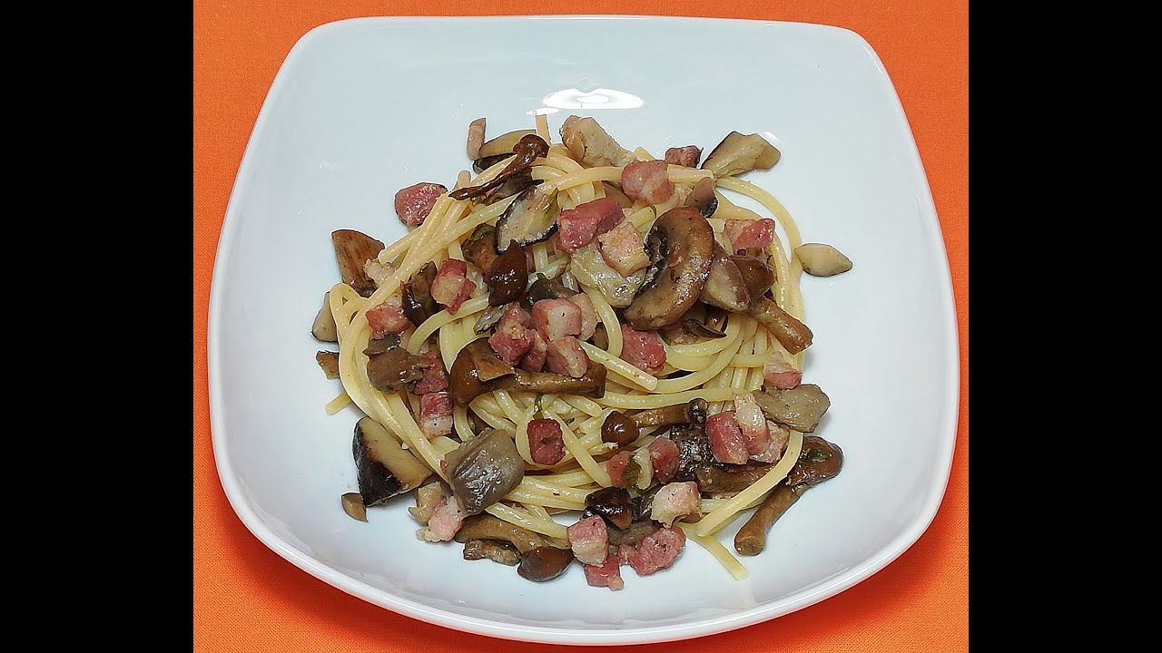 Deliziosi Spaghetti con Funghi e Pancetta - YouTube
