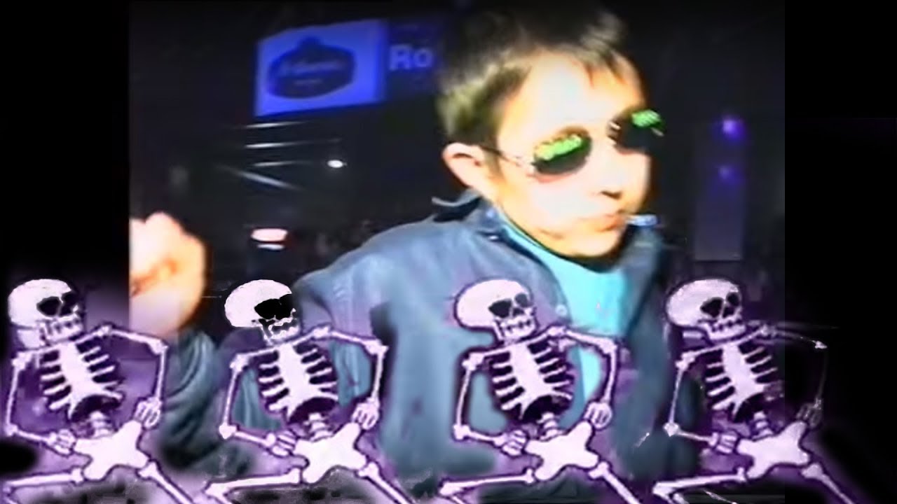 Russian Kid dances to Spooky Scary Skeletons (Trap Remix) - YouTube