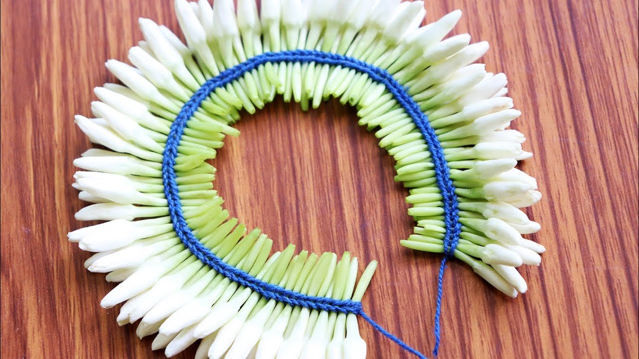 pinnal jadai method to string nithya malli | nithya malli poo string ...