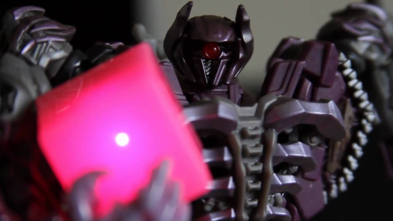 DOTM Voyager Shockwave Review - YouTube