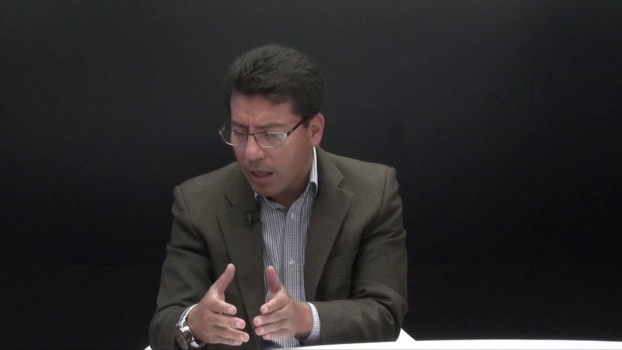 ENTREVISTA ARQ DAVID LÓPEZ A DR CÉSAR ULLOA - YouTube