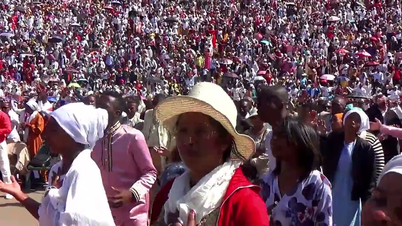 COLISEUM 2022 -VAHAO NY OLOKO- VAVAKA FANAFAHANA - YouTube