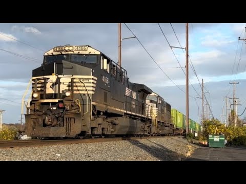 NS 27P moving through Willow Grove Pa - YouTube