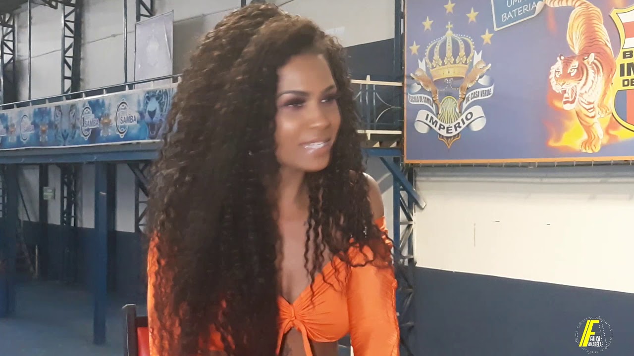 NA FAIXA COM VALESKA REIS - YouTube