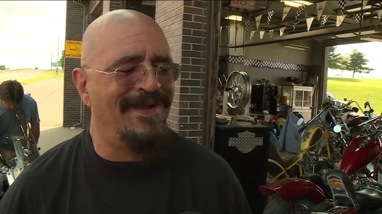 Russ Faria reacts to news about his wife's murder investigation - YouTube