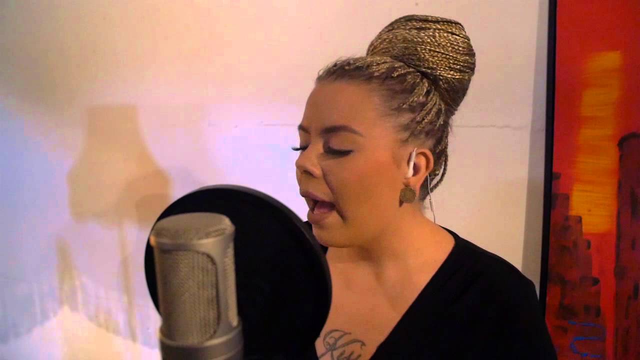 Read all about it - Emeli Sandé - Adele Erichsen Cover - YouTube