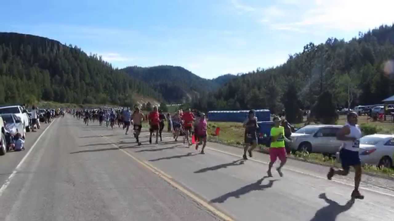35th Annual Narbona Pass Classic 2014 10K Run - YouTube