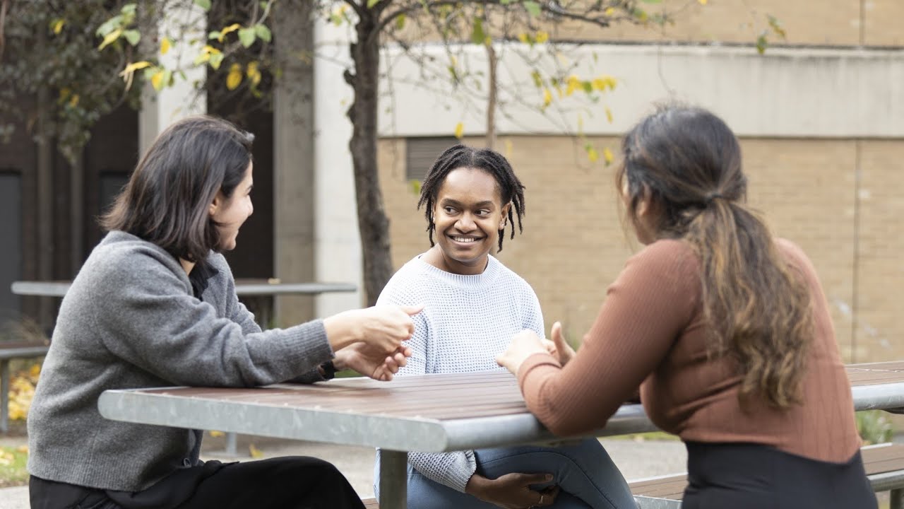 A day in the life at Victoria University (VU) - YouTube