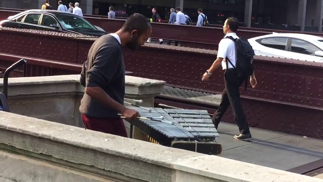 chicago street performers - xylophone guy - Preyas Roy - YouTube