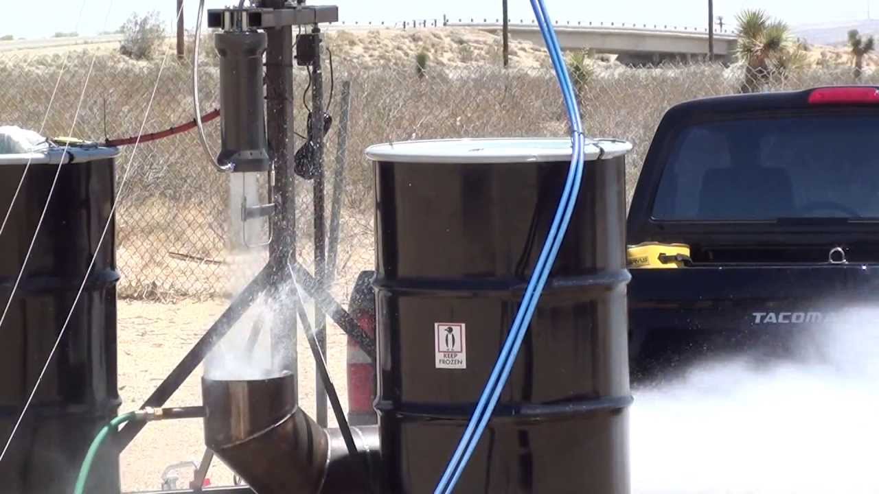 Peroxide & Gasoline Flow 2, 20130524, 2200N Motor - YouTube