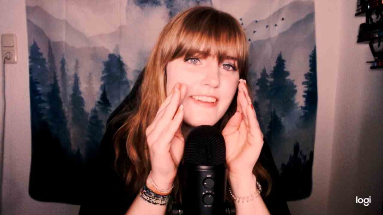 ASMR ♡ 1 Minute - 6 Bodysounds in 60 Seconds ~ nailsounds, mouth sounds ...