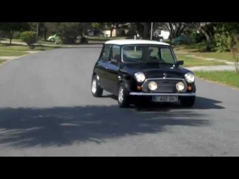 Classic Mini Cooper 1979 - YouTube