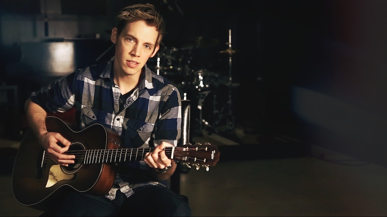 "April Come She Will" Simon & Garfunkel (cover by Derik Nelson) - YouTube