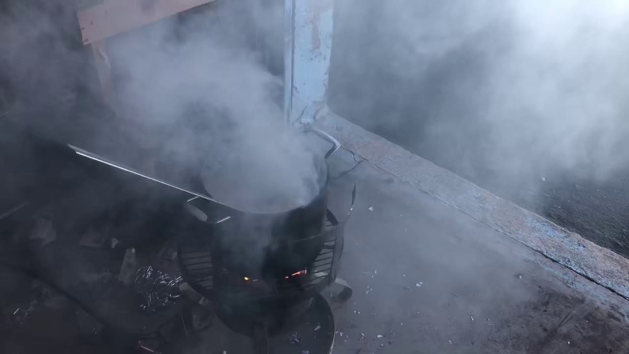 Cleaning up sheet lead and casting into ingots - YouTube
