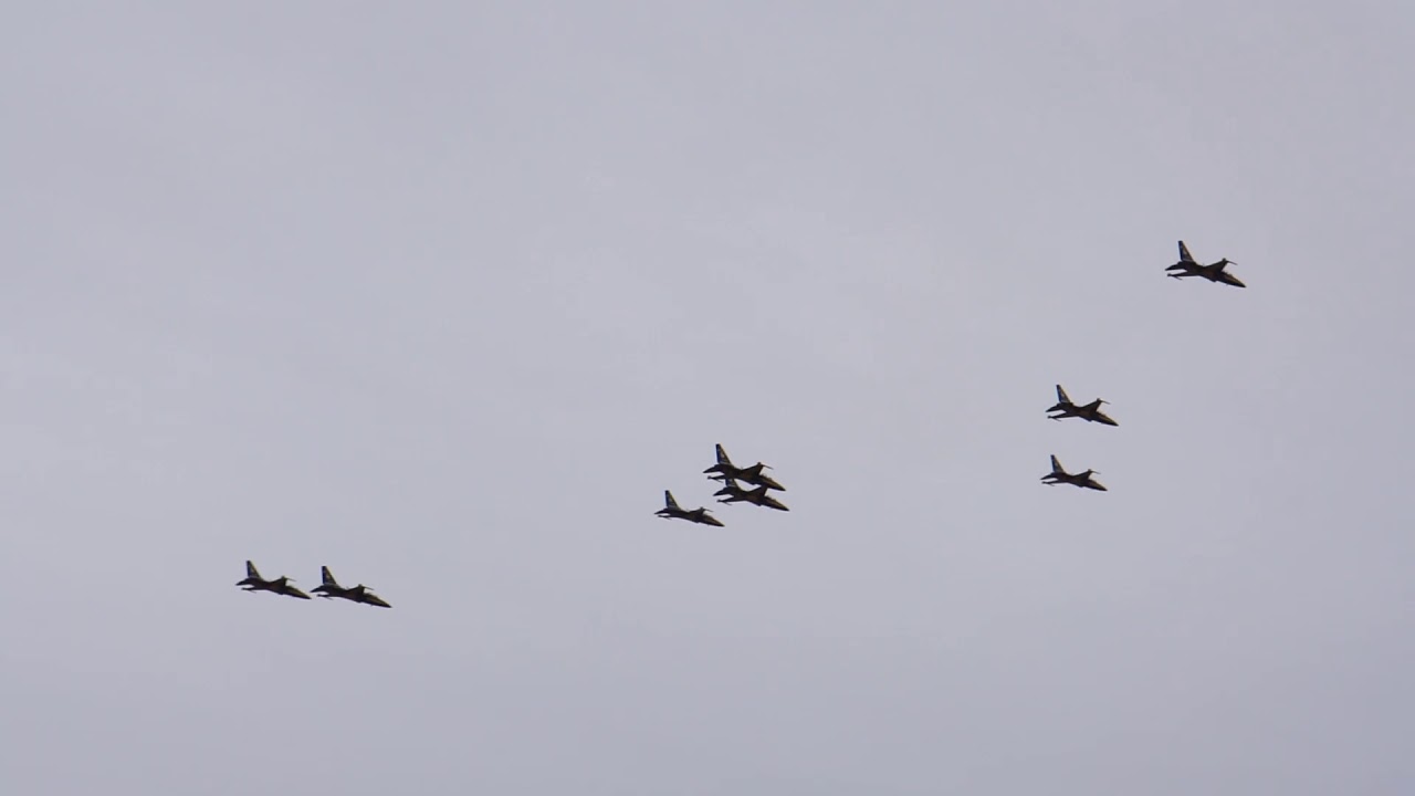 [Osan Air Power Day 2019] Black Eagles "Bon Ton Roulle" - YouTube