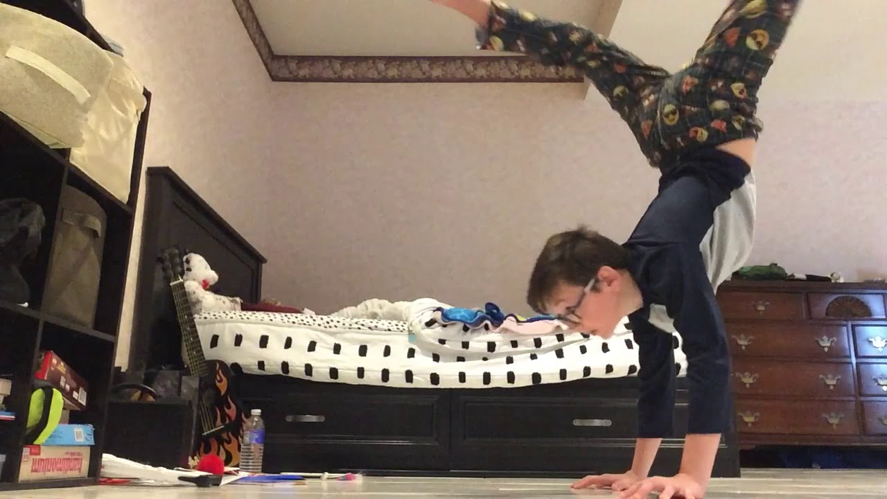 My 5 favorite contortion tricks. - YouTube