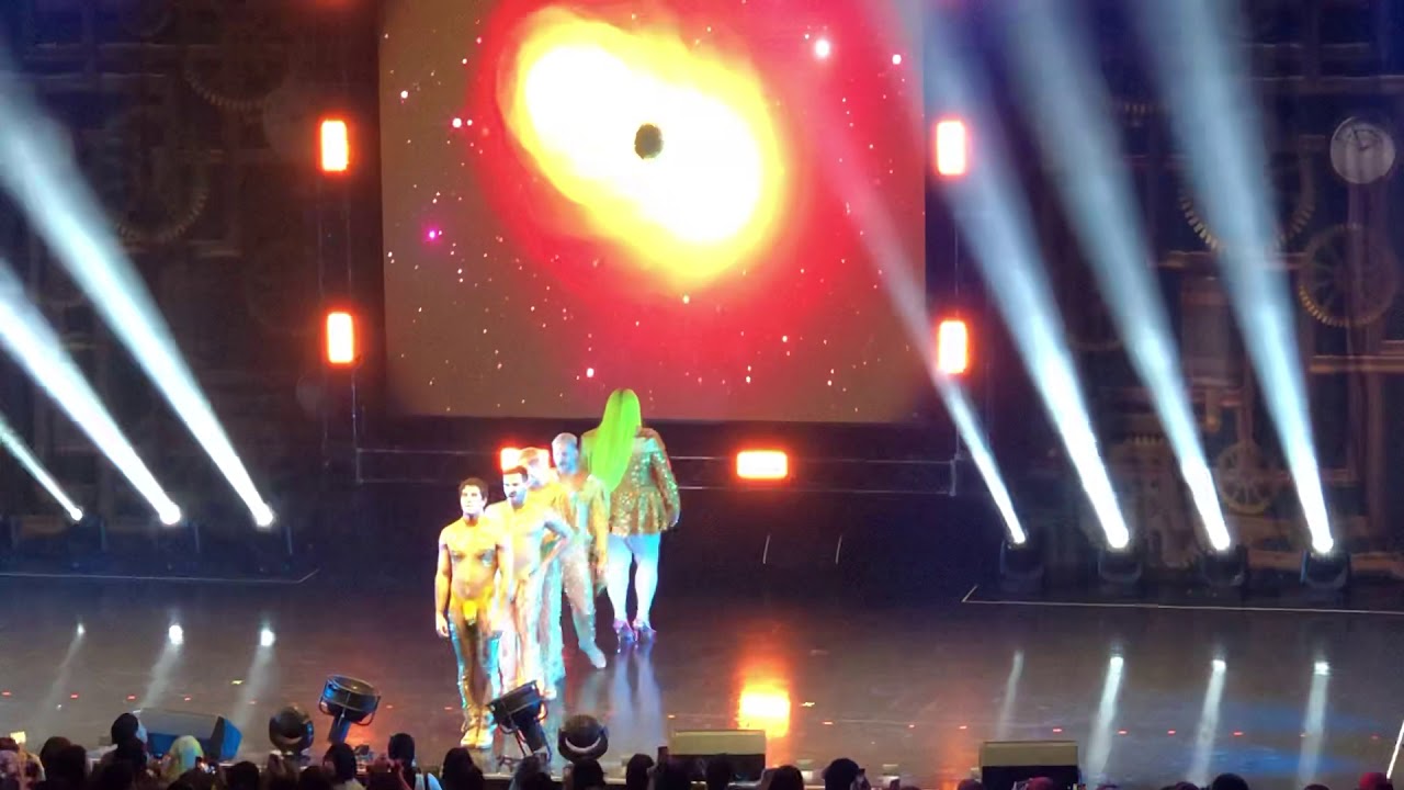 Werq the World Tour 2020 Tokyo Finale Pt. 3 - YouTube