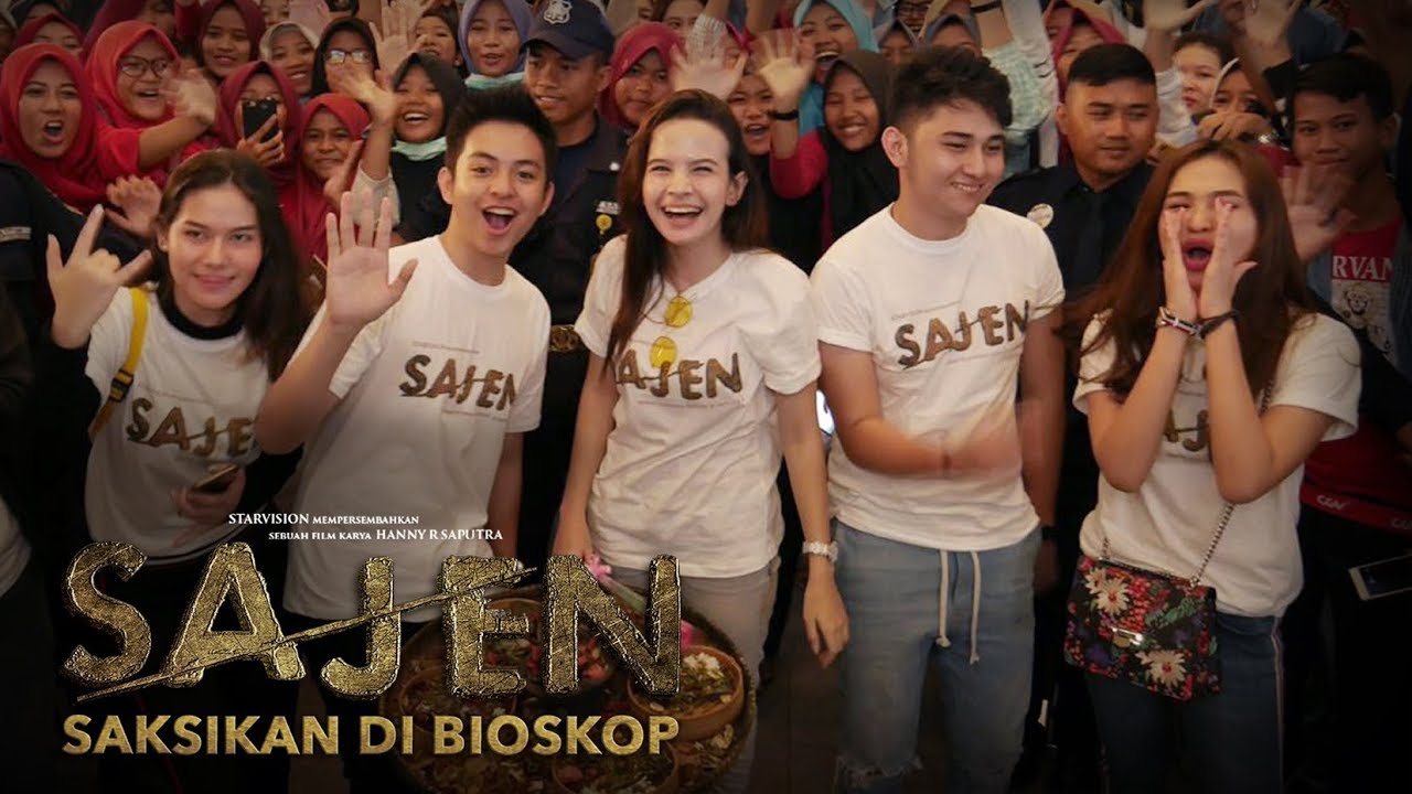 SAJEN - Teror Penonton di Karawang - Histeris! - YouTube