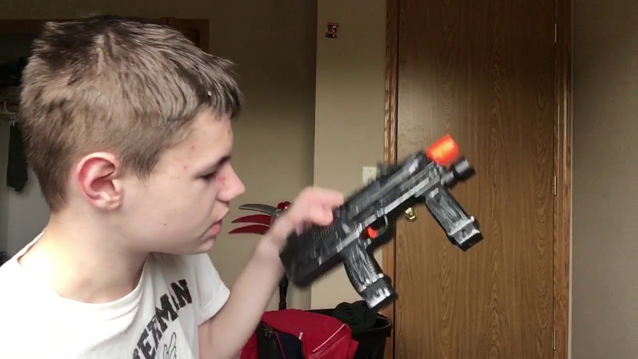 Mp7/Mp9- ish toy gun unboxing - YouTube