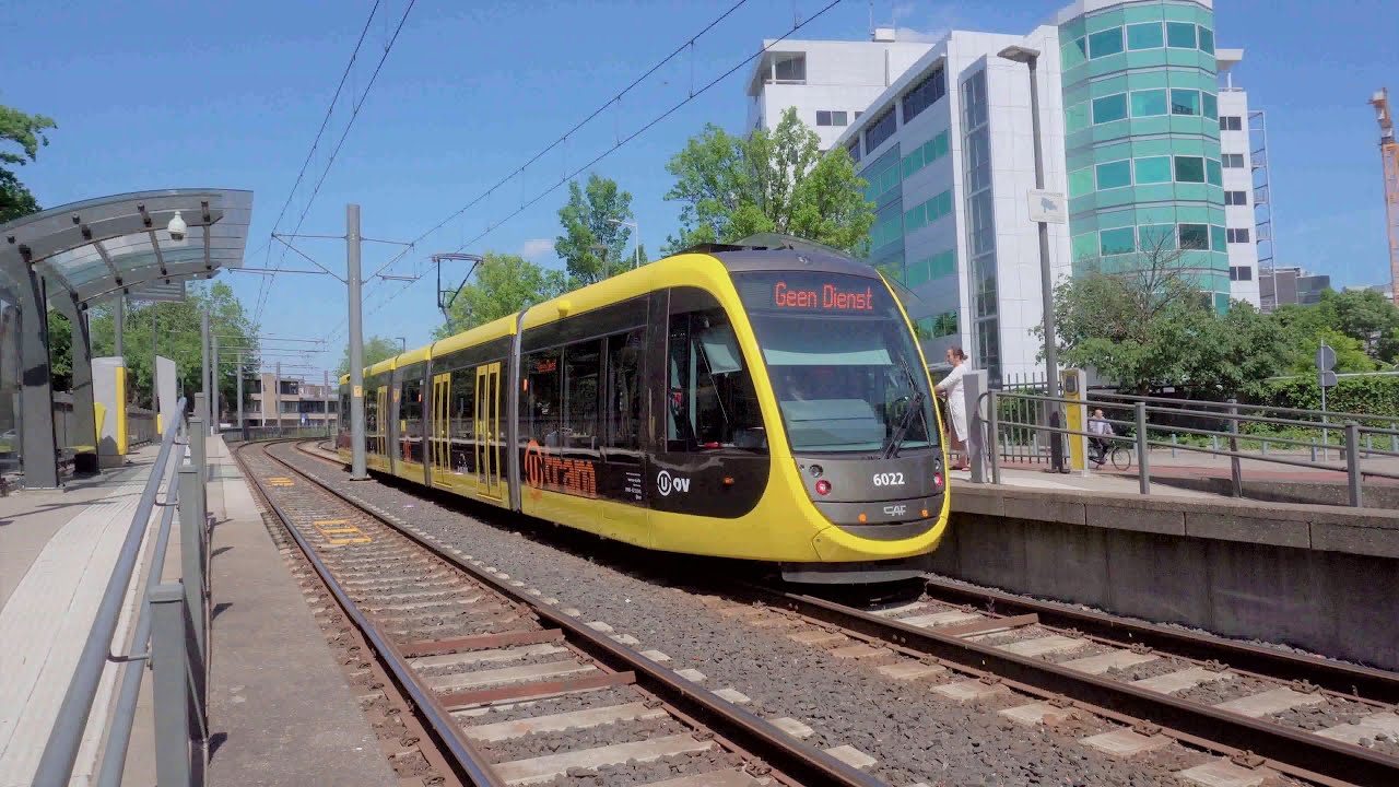 Urbos Trams op de SUNIJ lijn, 29 5 2020 - YouTube