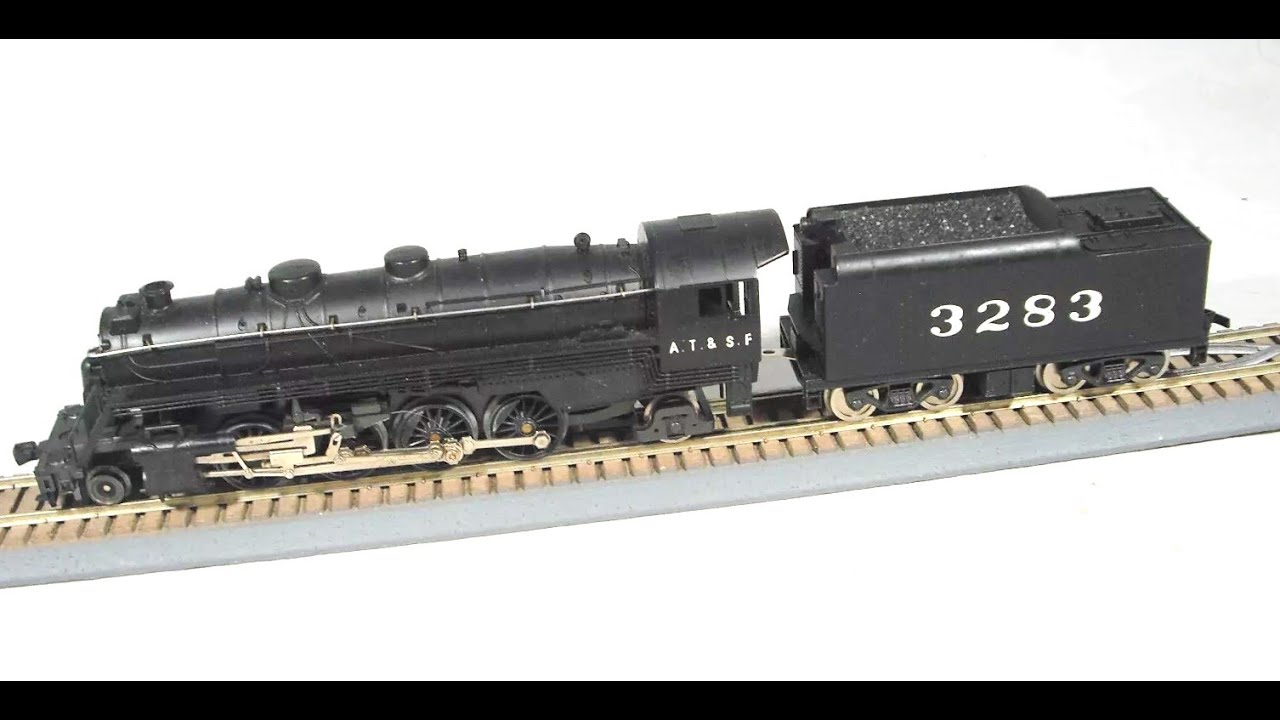 Lima AT&SF "Mikado" 2-8-2 Steam Locomotive #3283 pulling Trix Box Car ...