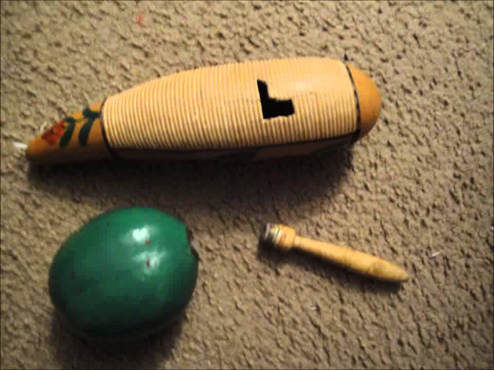 Puerto Rican Christmas Music | Con La Pulla Dobla/El Guiro Estillao - YouTube