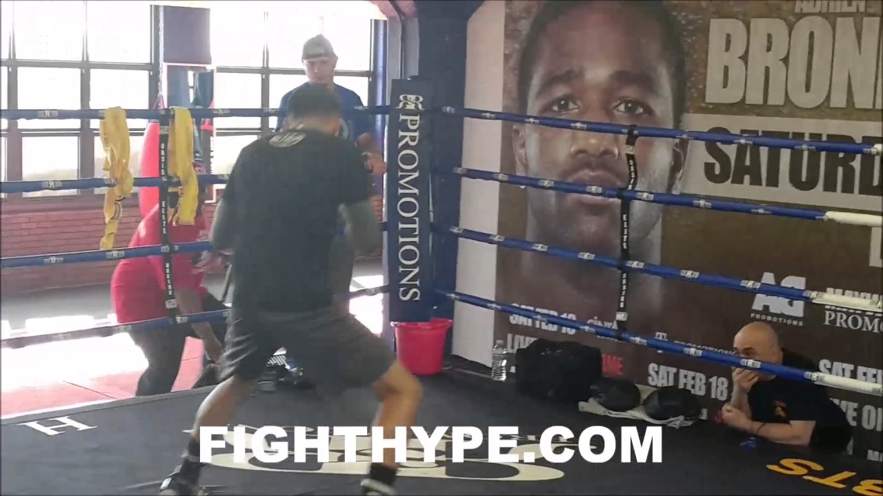 ADRIAN GRANADOS DISPLAYS UNDERRATED BOXING SKILLS; LOOKS RELAXED ...
