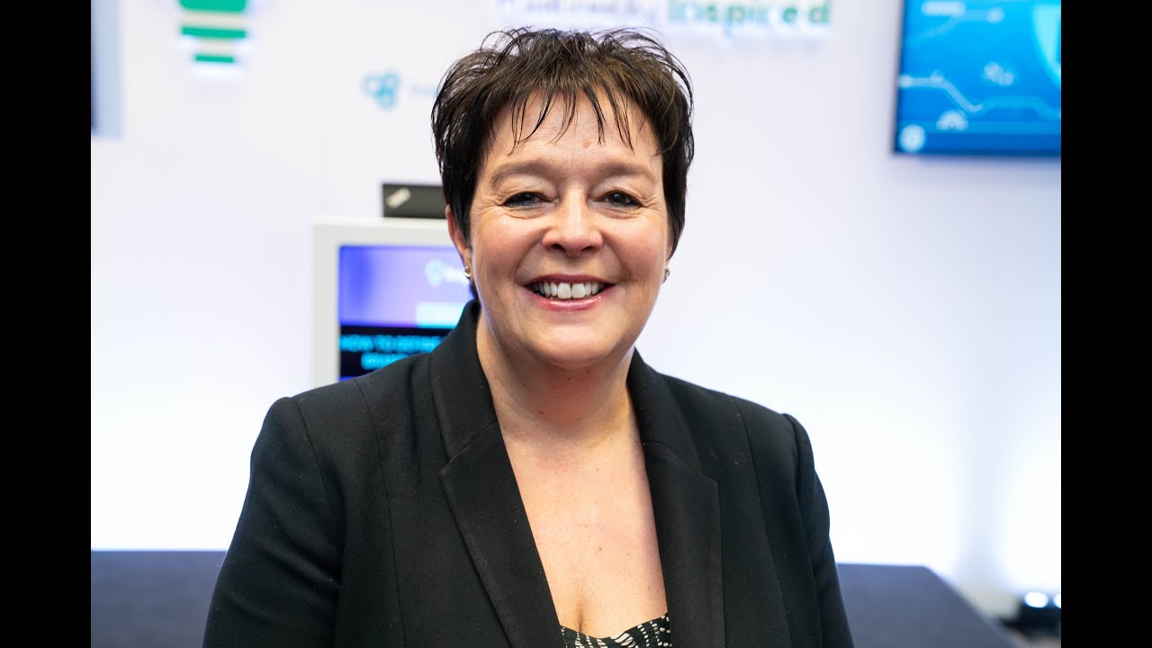 How to Define & Maintain a Unique Brand Voice on Social Media | Sam Fay ...