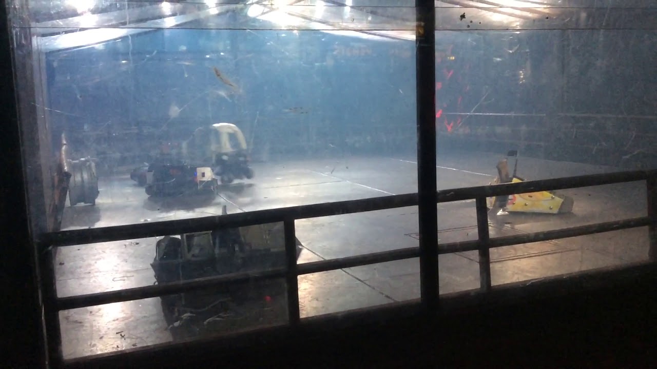 Extreme Robots Cheltenham 2018: TR3 Vs Tauron Vs Donald Thump Vs Vortex ...
