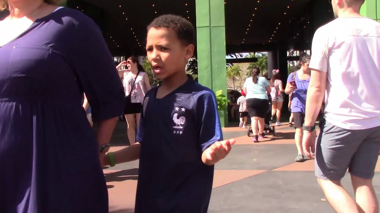 Disney Epcot Walk Through Tour - YouTube