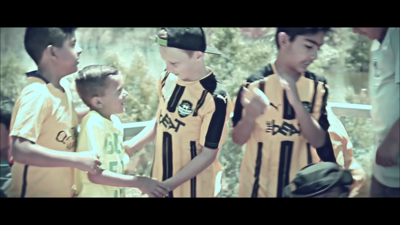 King Schascha- Long Long Road [OFICIAL VIDEO] - YouTube