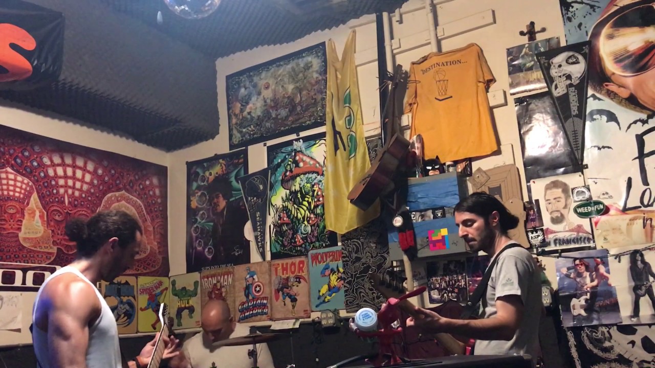 Studio jam 8/6/17 pt 2 - YouTube