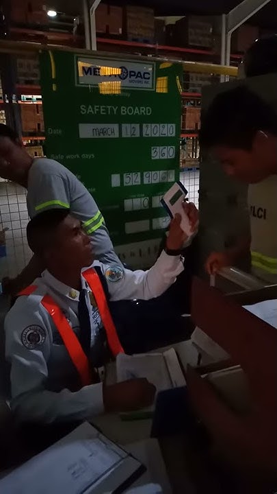 Manong Guard Happy - YouTube